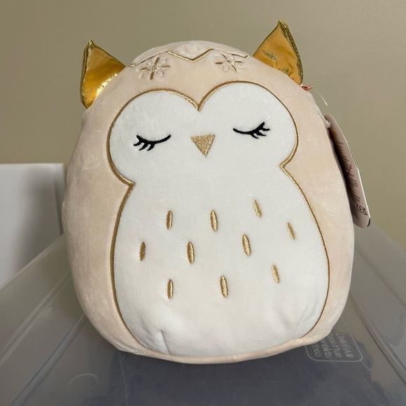 Squishmallows | Toys | Squishmallow White Vee The Owl Gold Iridescent ...